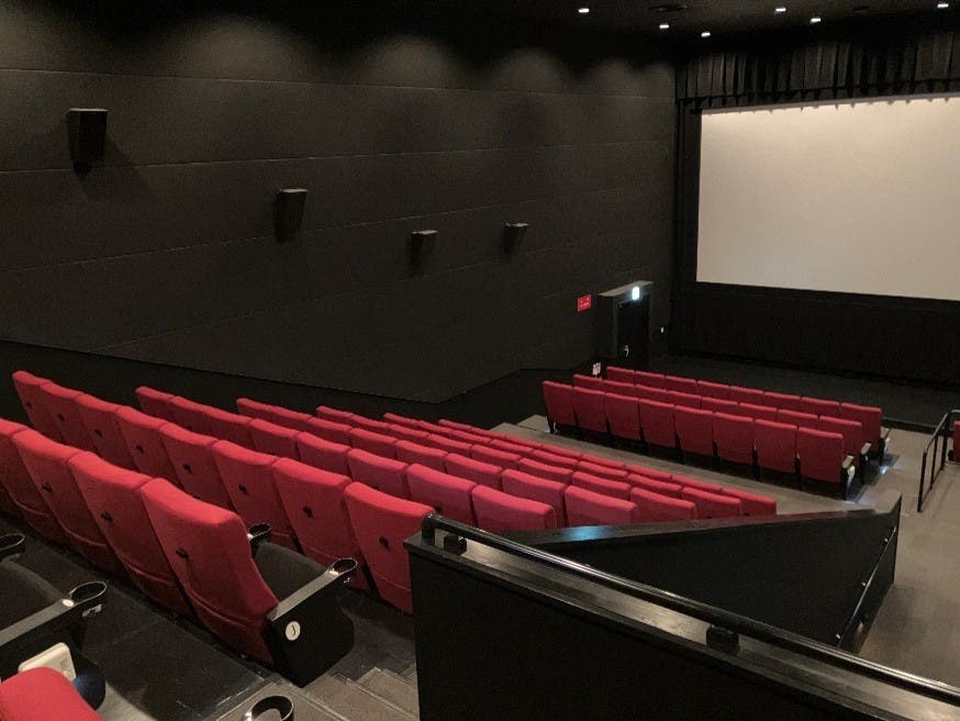 【あしかが 108席】映画館で、会社説明会、株主総会、講演会の企画はいかがですか？の写真1