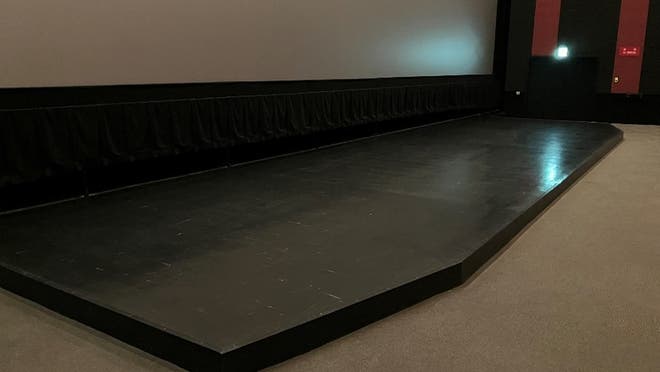 【あしかが 391席】映画館で、会社説明会、株主総会、講演会の企画はいかがですか?の写真3