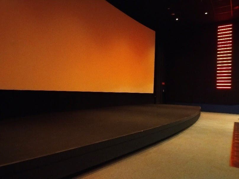 【幕張 424席】映画館で、会社説明会、株主総会、講演会の企画はいかがですか？の写真3