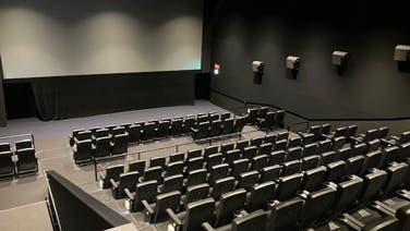 【松戸・142席】映画館の大スクリーンで会議、入社式、イベントはいかが?の写真1