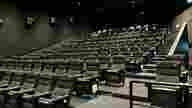 【松戸・142席】映画館の大スクリーンで会議、入社式、イベントはいかが?の写真2