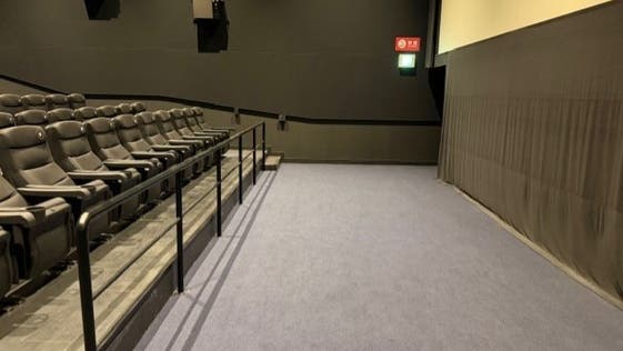 【松戸・114席】映画館の大スクリーンで会議、入社式、イベントはいかが?の写真3