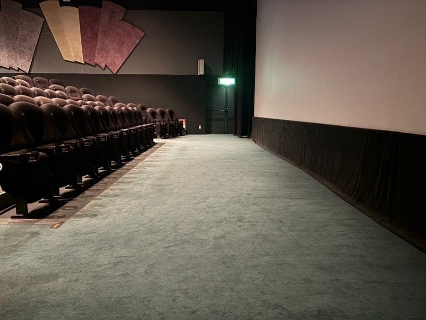 【キャナルシティ博多 142席】映画館で、会社説明会、株主総会、講演会の企画はいかがですか？の写真3