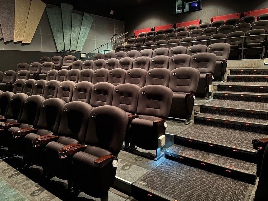 【キャナルシティ博多 123席】映画館で、会社説明会、株主総会、講演会の企画はいかがですか？の写真2