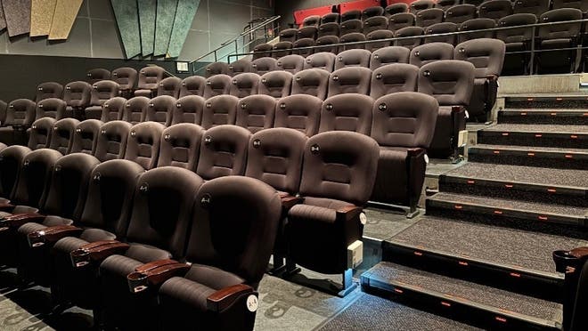 【キャナルシティ博多 123席】映画館で、会社説明会、株主総会、講演会の企画はいかがですか?の写真2