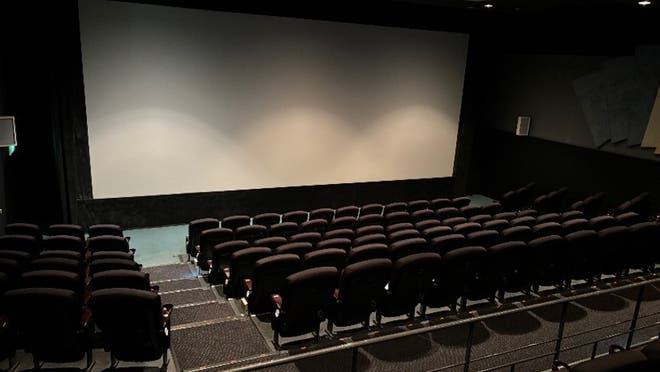 【キャナルシティ博多 163席】映画館で、会社説明会、株主総会、講演会の企画はいかがですか?の写真1