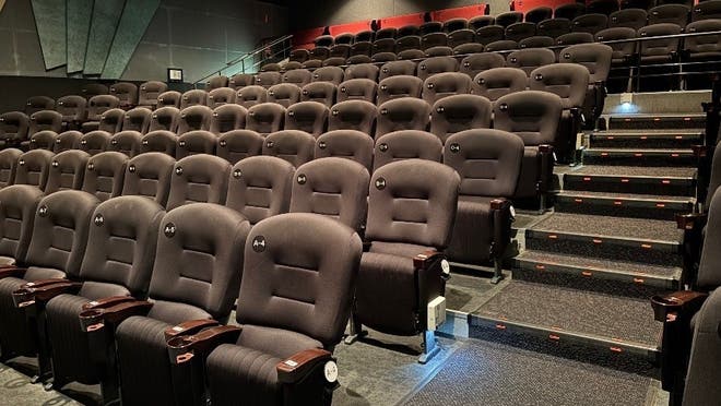 【キャナルシティ博多 163席】映画館で、会社説明会、株主総会、講演会の企画はいかがですか?の写真2