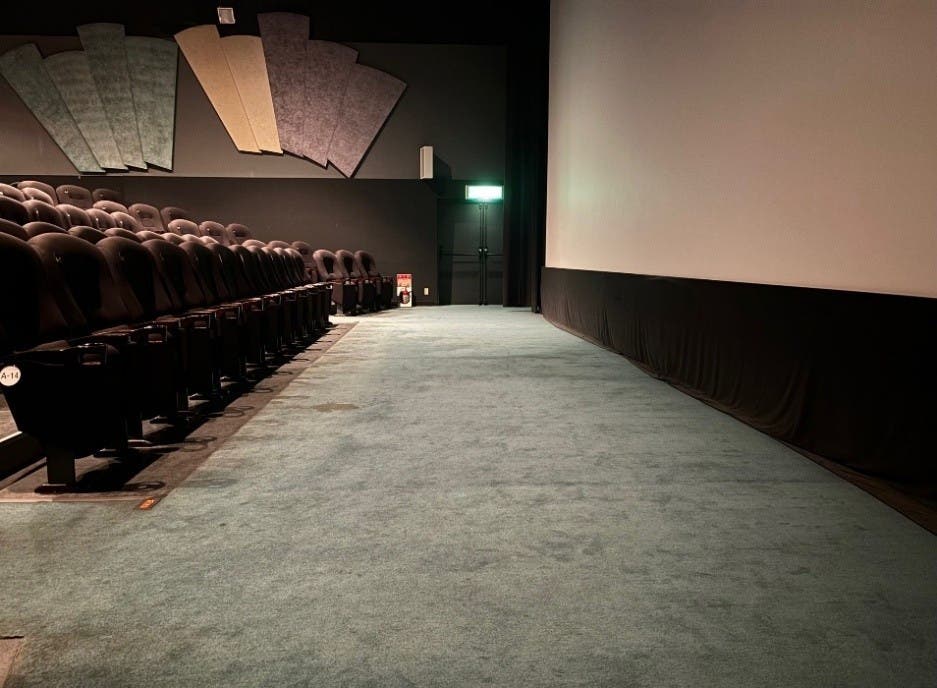 【キャナルシティ博多 120席】映画館で、会社説明会、株主総会、講演会の企画はいかがですか？の写真3