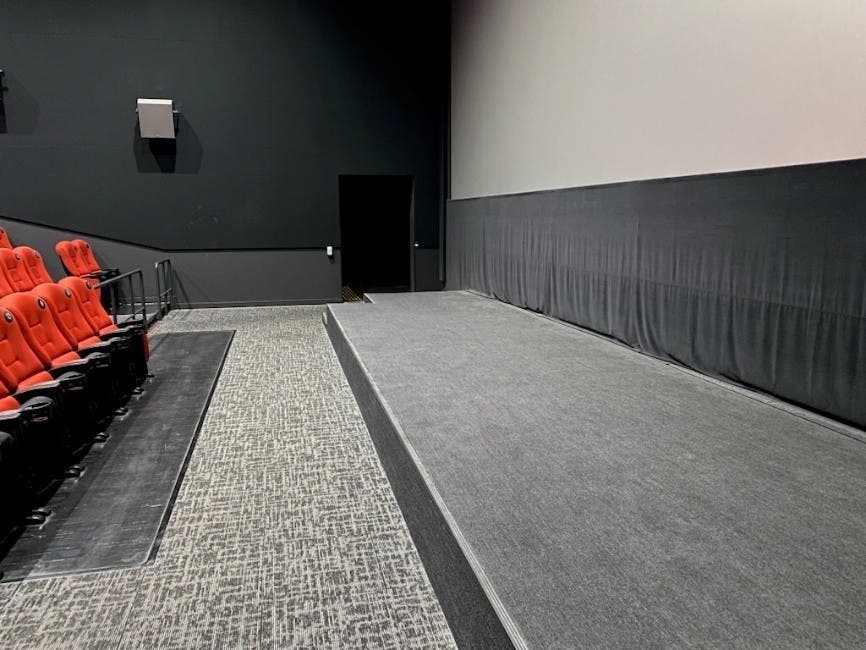 福岡(MARK IS 福岡ももち 内)　125席の写真3