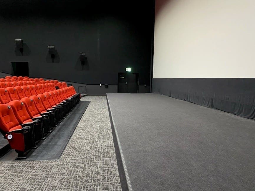 福岡(MARK IS 福岡ももち 内)　325席の写真3