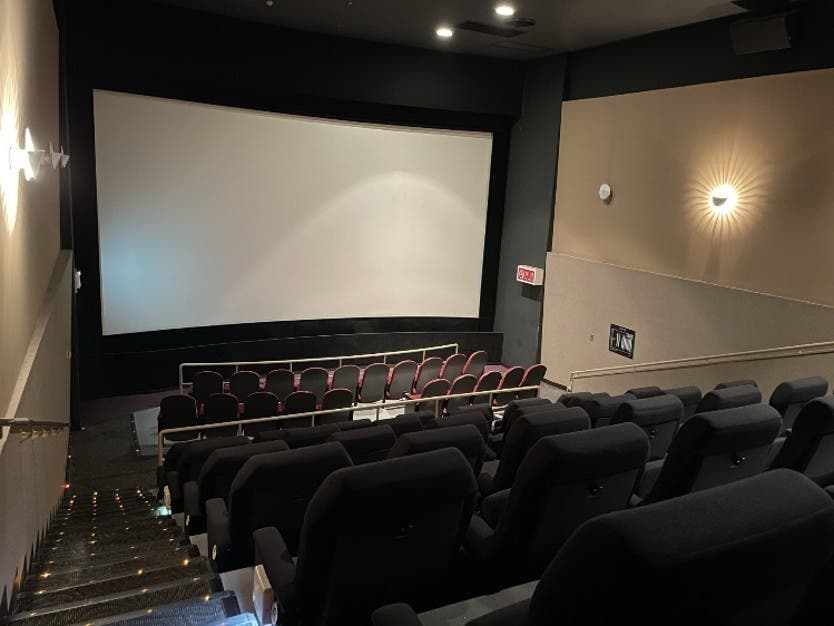 【なかま 75席】映画館で、会社説明会、株主総会、講演会の企画はいかがですか？の写真1