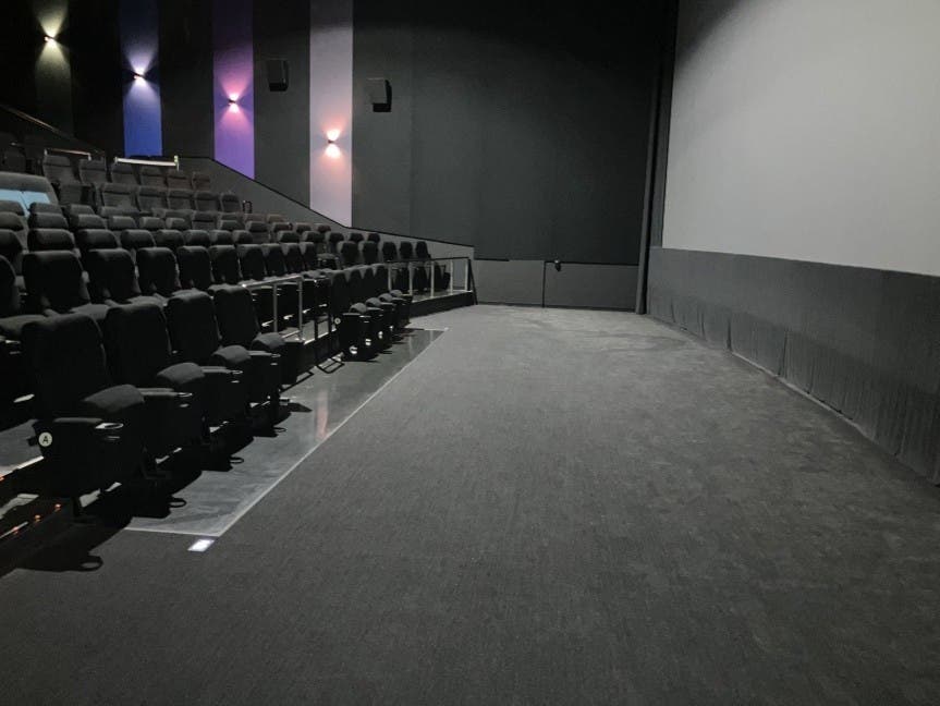 【久山 253席】映画館で、会社説明会、株主総会、講演会の企画はいかがですか？の写真3