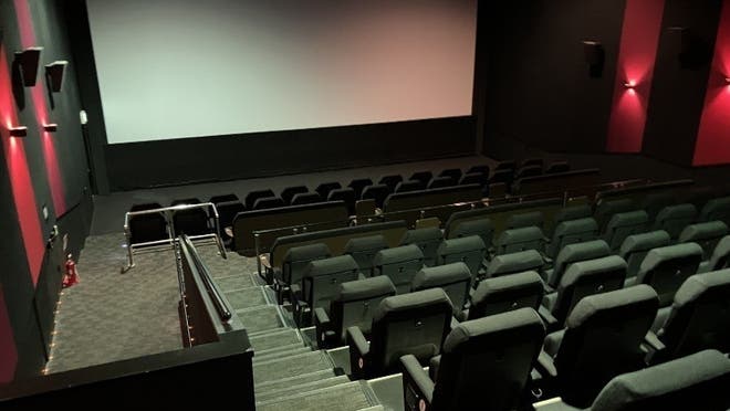 【久山 128席】映画館で、会社説明会、株主総会、講演会の企画はいかがですか?の写真1