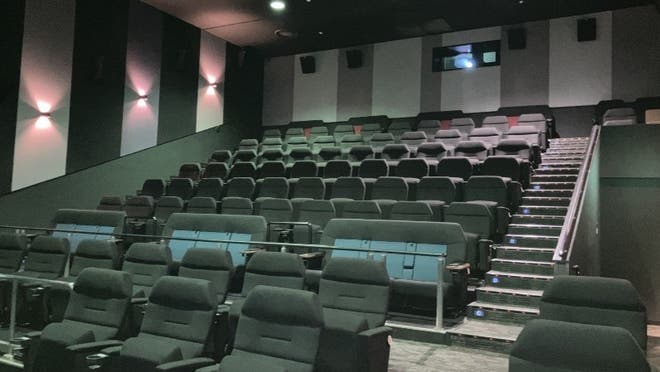 【久山 100席】映画館で、会社説明会、株主総会、講演会の企画はいかがですか?の写真2