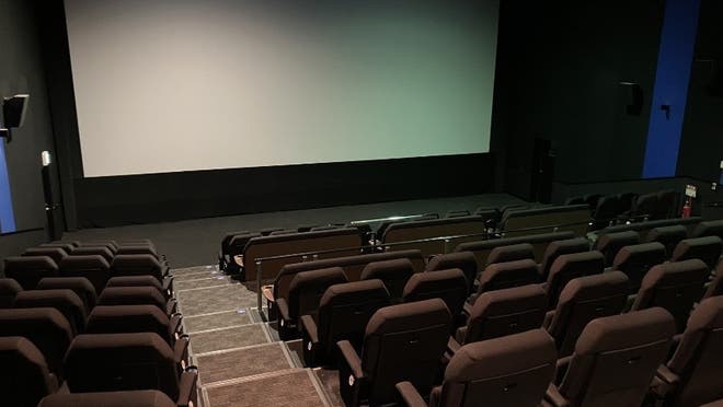 【久山 142席】映画館で、会社説明会、株主総会、講演会の企画はいかがですか?の写真1