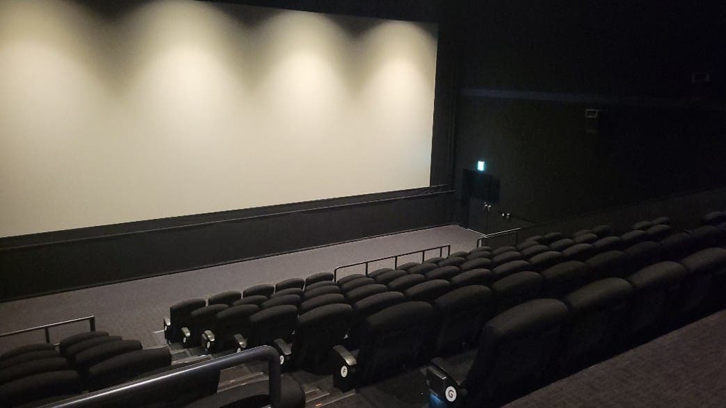 【浦添・111席】映画館の大スクリーンで会議、入社式、イベントはいかが？の写真1