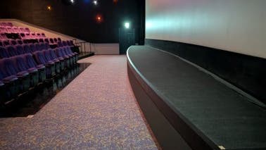 【小倉 308席】映画館で、会社説明会、株主総会、講演会の企画はいかがですか?の写真3