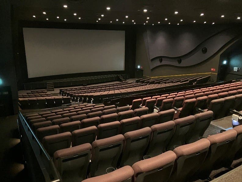 【お台場 608席】映画館で、イベント・会社説明会・株主総会・講演会の企画はいかがですか？の写真1