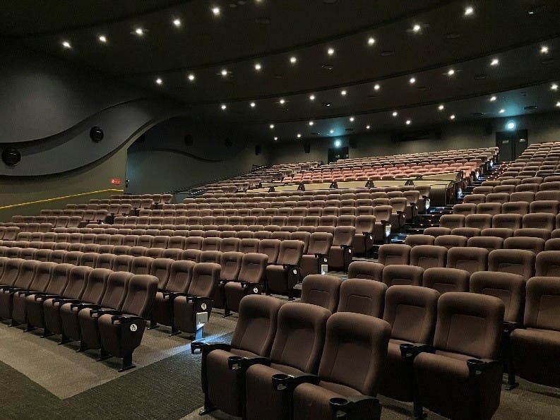 【お台場 608席】映画館で、イベント・会社説明会・株主総会・講演会の企画はいかがですか？の写真2