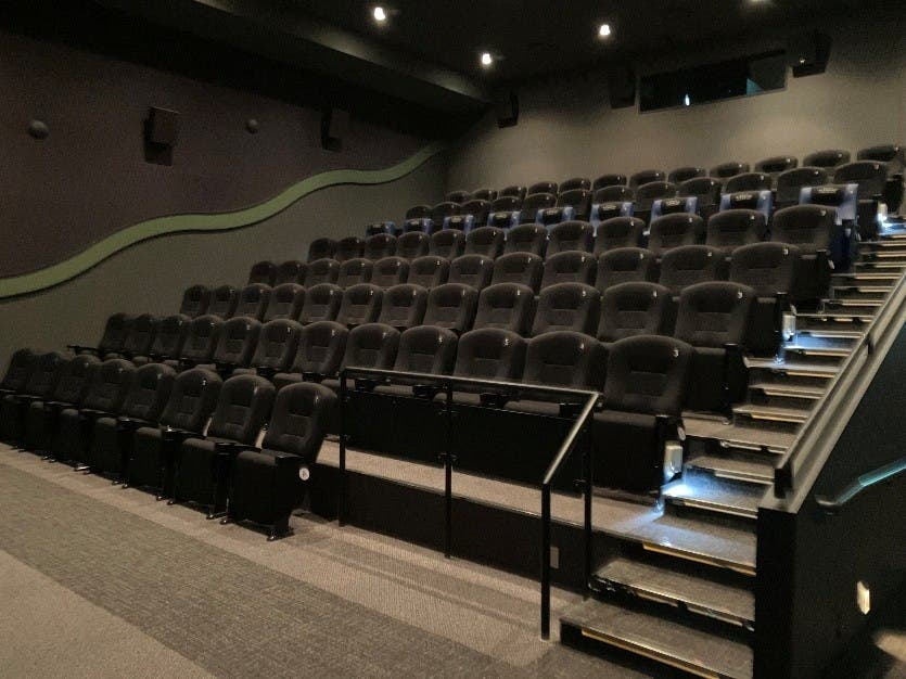 【お台場 93席】映画館で、イベント・会社説明会・株主総会・講演会の企画はいかがですか？の写真2