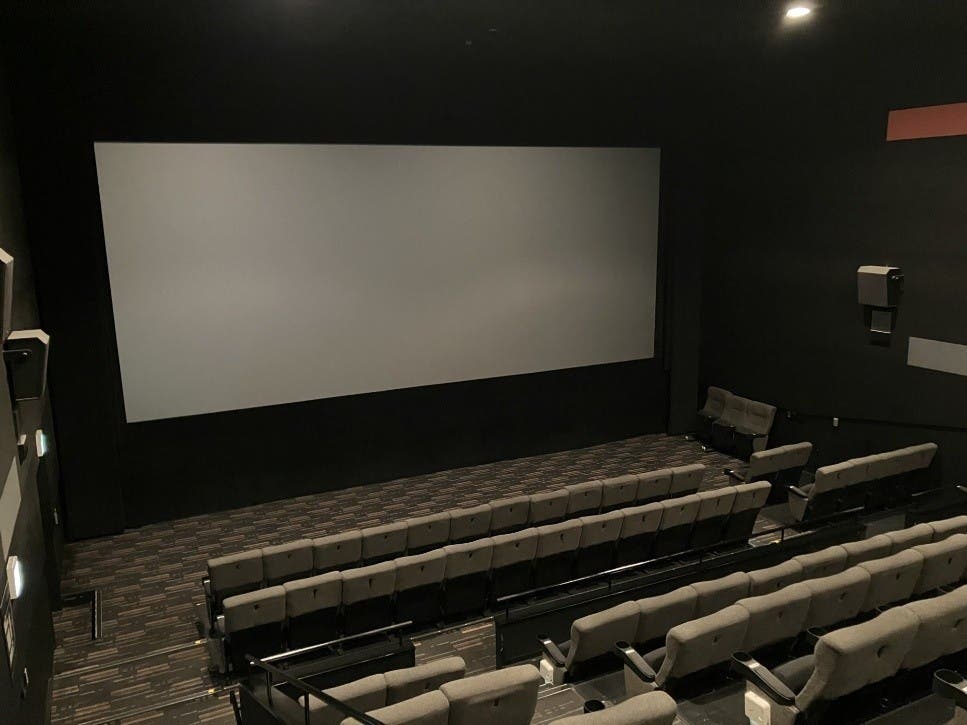 【としまえん 112席】映画館で、会社説明会、株主総会、講演会の企画はいかがですか？の写真1