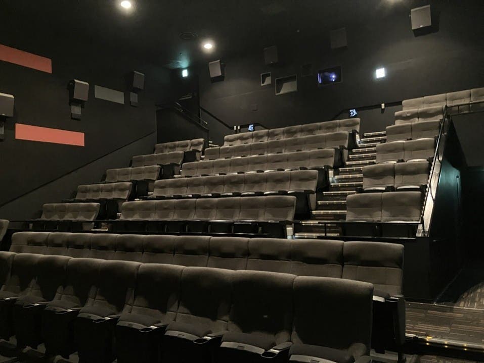 【としまえん 112席】映画館で、会社説明会、株主総会、講演会の企画はいかがですか？の写真2