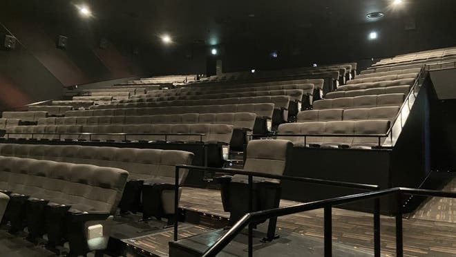 【としまえん 380席】映画館で、会社説明会、株主総会、講演会の企画はいかがですか?の写真2