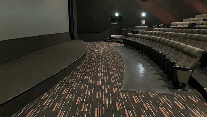 【としまえん 380席】映画館で、会社説明会、株主総会、講演会の企画はいかがですか?の写真3