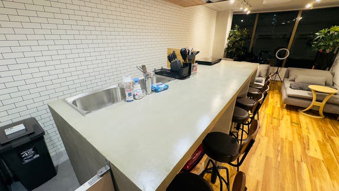 新店✨リノスペキッチン新橋🍳クリスマス🎄忘年会・デート・料理・ホームパーティ・飲み会・打ちあげ・歓迎会・撮影・収録の写真3