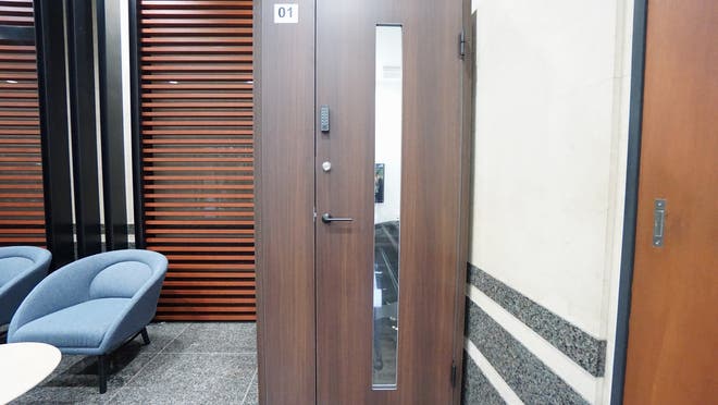 <PaO Work NMF青山一丁目ビルNo.1>1人用個室🚪Wi-Fi📶モニター🖥️電源🔌テレワーク/Web会議の写真4