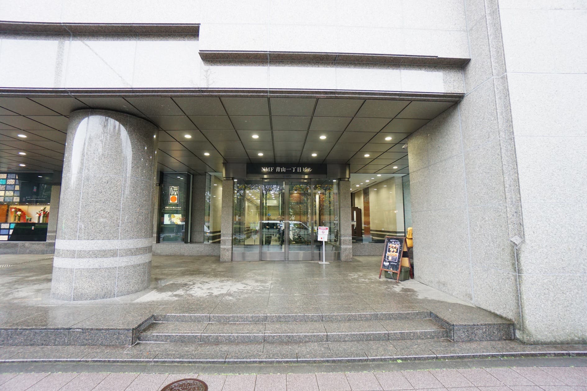 ＜PaO Work NMF青山一丁目ビルNo.1＞1人用個室🚪Wi-Fi📶モニター🖥️電源🔌テレワーク/Web会議の写真6