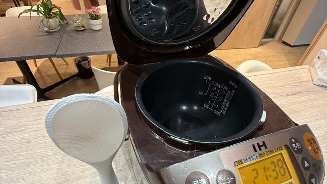 【西新宿五丁目駅 徒歩2分】バーカウンター/キッチン付き35名イベントスペースの写真6