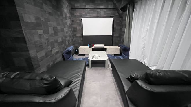 スペモシネマ🎬駅徒歩4分🚶♀️ゴミ無料🆓プロジェクター🎥デート💓映画鑑賞🎬774_SpemoCINEMA西船橋の写真1