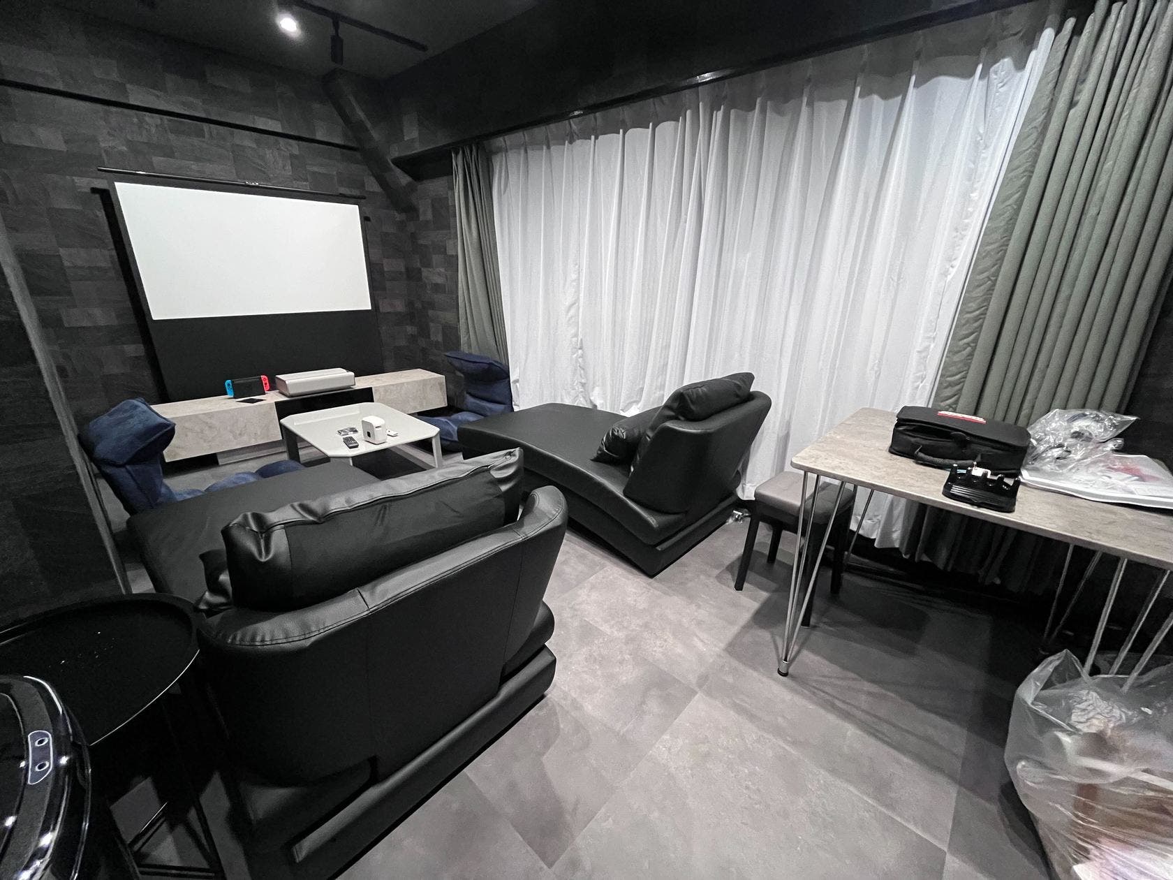 スペモシネマ🎬駅徒歩4分🚶‍♀️ゴミ無料🆓プロジェクター🎥デート💓映画鑑賞🎬774_SpemoCINEMA西船橋の写真3