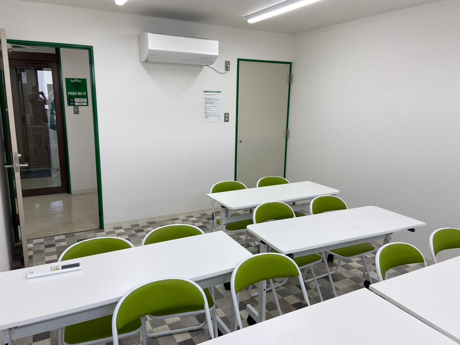 京都市伏見区・長岡京市・向日市からのアクセス抜群！学習室・カルチャースクール・ミーティングルームに最適！の写真2