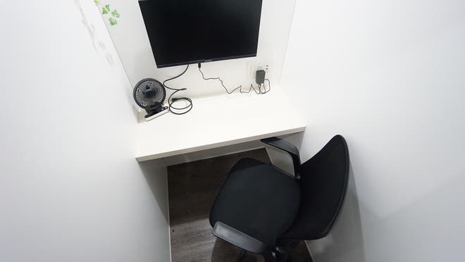 <PaO Work NMF駿河台ビルNo.1>御茶ノ水駅徒歩4分🚃1人用個室🚪Wi-Fi📶モニター🖥️電源🔌の写真1