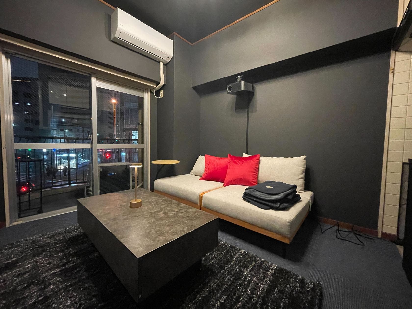 スペモ🎬駅徒歩０分🚶‍♀️プロジェクター🎦スクリーン🎞️映画鑑賞🍿ゲーム🎮️デート💖816_CINEMA福岡天神の写真12