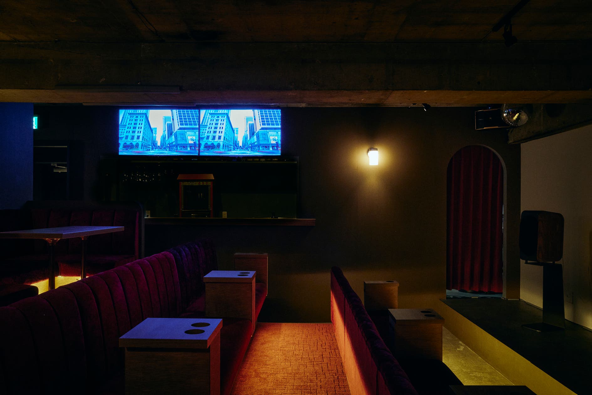 六本木の隠れ家シアター型カラオケバースペース／音と映像で“表現”が生まれる没入型イベント空間の写真7