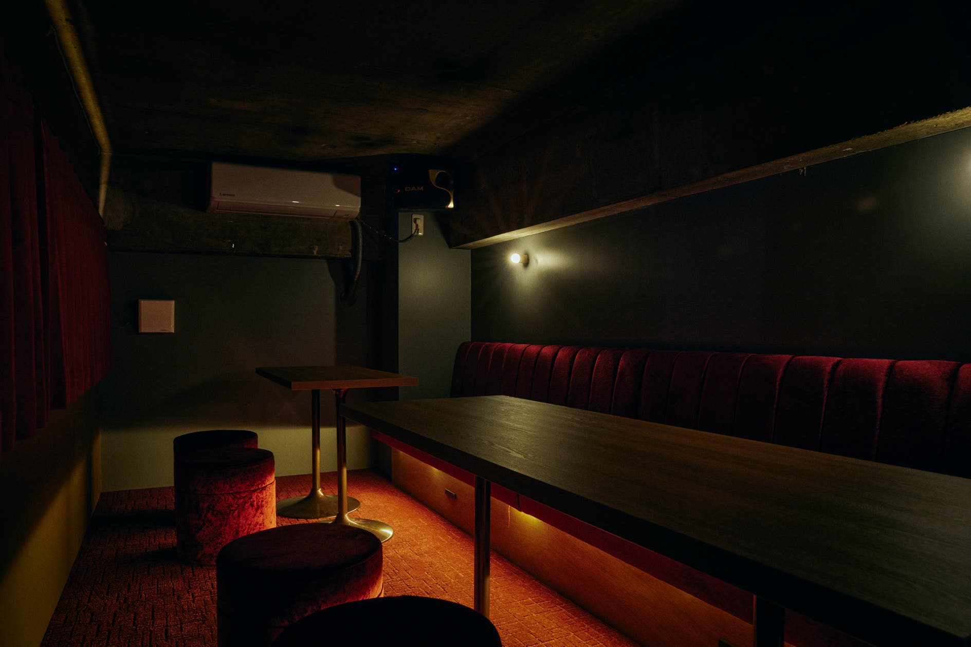 六本木の隠れ家シアター型カラオケバースペース／音と映像で“表現”が生まれる没入型イベント空間の写真14