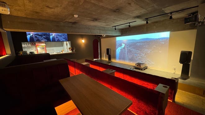 六本木の隠れ家シアター型カラオケバースペース/音と映像で“表現”が生まれる没入型イベント空間の写真9