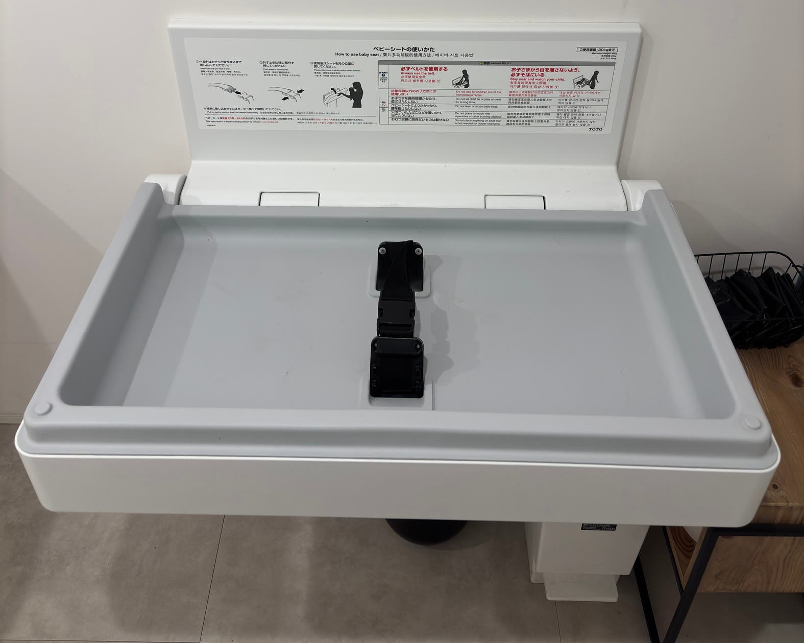 【中崎町駅・天神橋筋六丁目駅から8分】カフェスペース貸切。高速Wi-Fi完備、個展/撮影/勉強会など/ノスタルジーなスペースの写真14