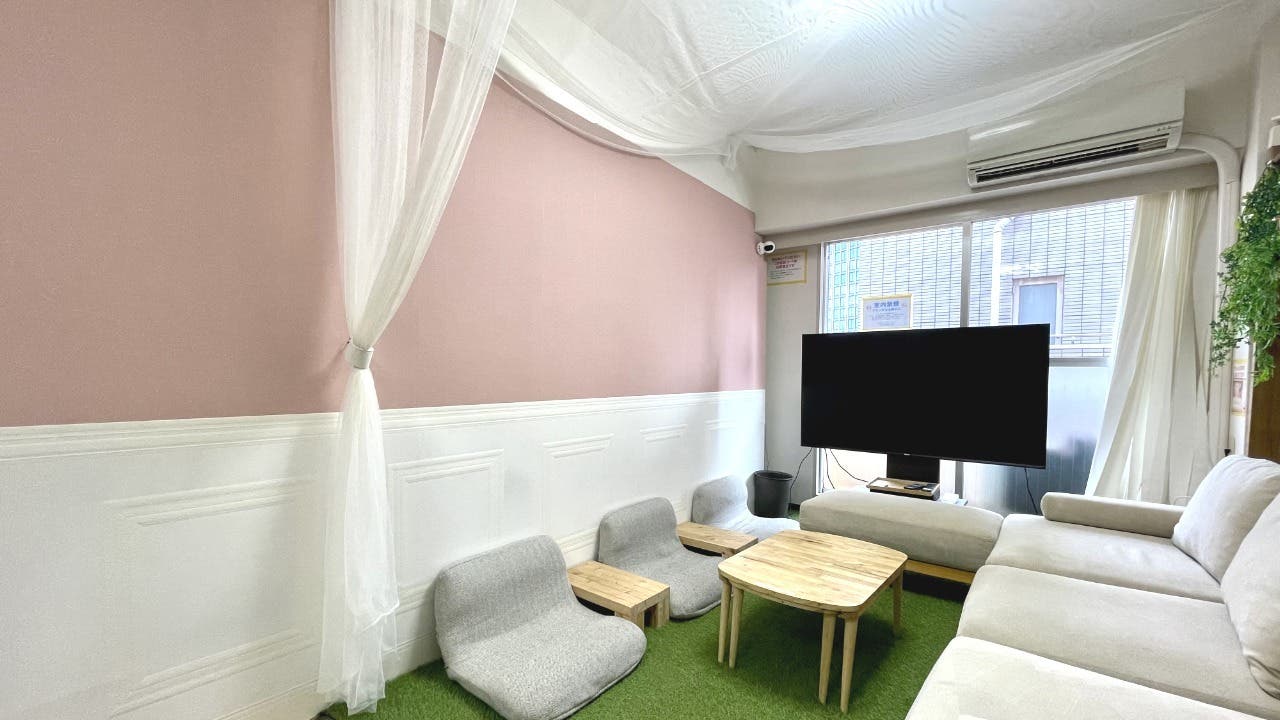 【高田馬場駅3分】✨ボドゲ充実・勉強会・動画配信・映画鑑賞・オフ会・ママ友会におすすめ♪ 🗑️ゴミOK📺55TVの写真7