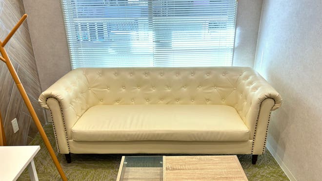 Room4【いつでも快適オフィス】受付スタッフ常駐/ゆったりソファ/最大2名/Wi-Fi完備/の写真3