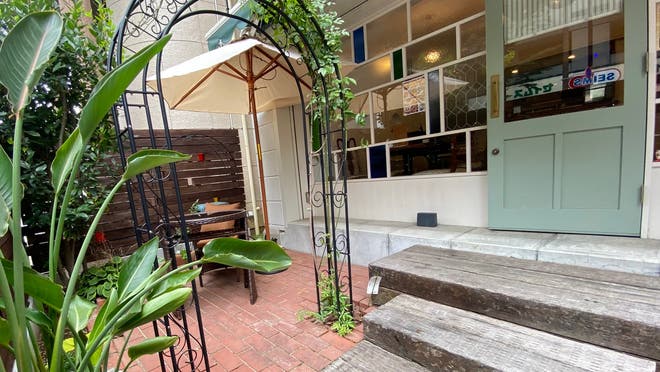 中央線国立駅から徒歩8分 | カフェレンタルスペース 交流会・ミーティング・セミナー・ワークショップなど・撮影は家具移動可能の写真3