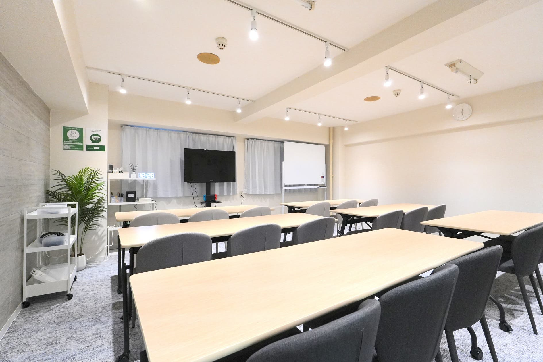 格安★会議室・ワークスペース・ボドゲ・撮影・オフ会など｜少人数〜最大20名｜光高速WiFi｜ゲーム機/ボドゲ等備品無料｜飲食可の写真5