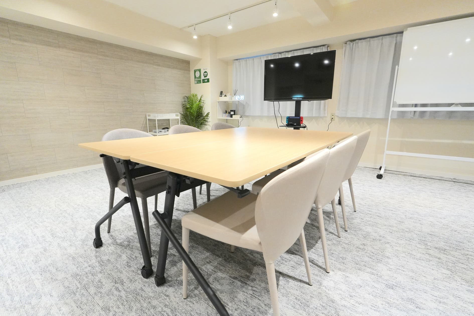 格安★会議室・ワークスペース・ボドゲ・撮影・オフ会など｜少人数〜最大20名｜光高速WiFi｜ゲーム機/ボドゲ等備品無料｜飲食可の写真6