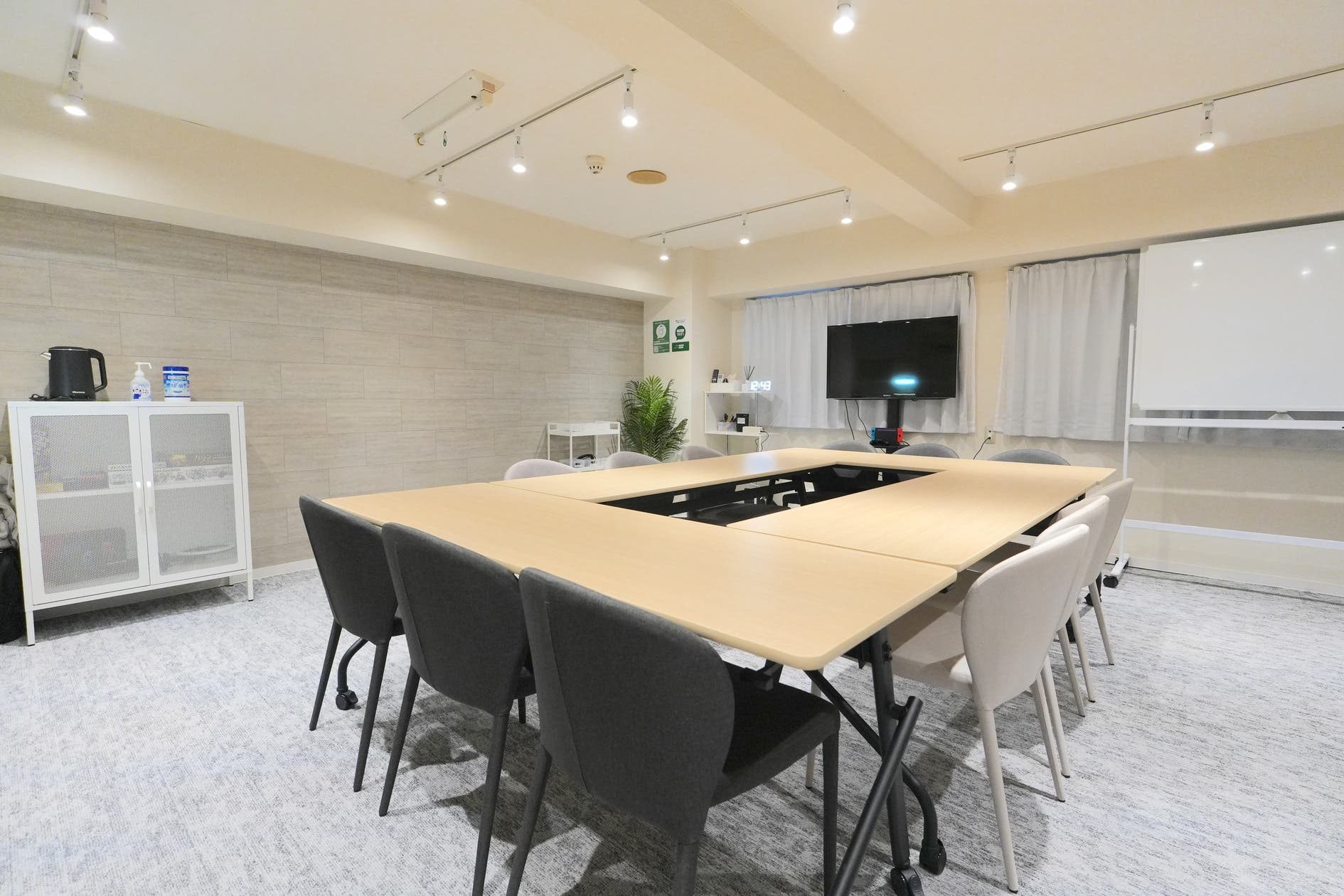 格安★会議室・ワークスペース・ボドゲ・撮影・オフ会など｜少人数〜最大20名｜光高速WiFi｜ゲーム機/ボドゲ等備品無料｜飲食可の写真7