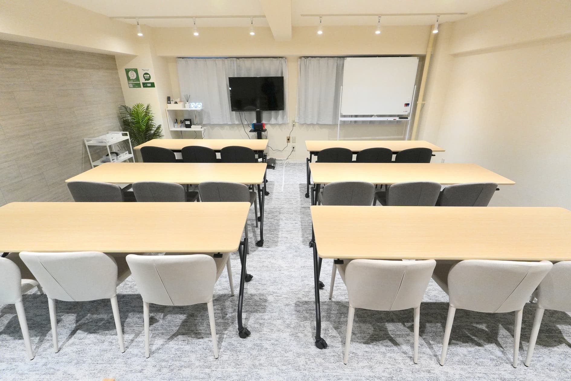 格安★会議室・ワークスペース・ボドゲ・撮影・オフ会など｜少人数〜最大20名｜光高速WiFi｜ゲーム機/ボドゲ等備品無料｜飲食可の写真3