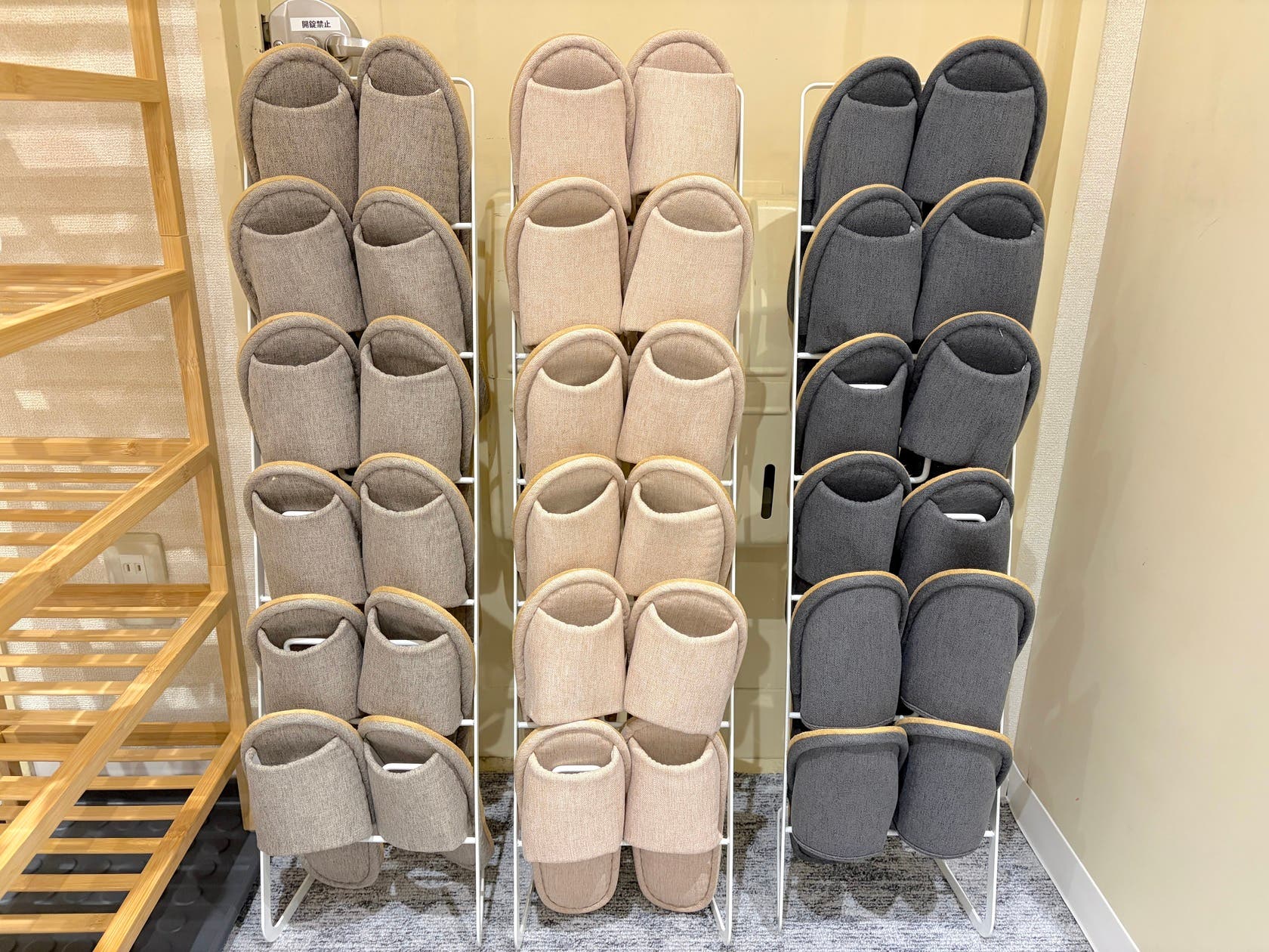 格安★会議室・ワークスペース・ボドゲ・撮影・オフ会など｜少人数〜最大20名｜光高速WiFi｜ゲーム機/ボドゲ等備品無料｜飲食可の写真21