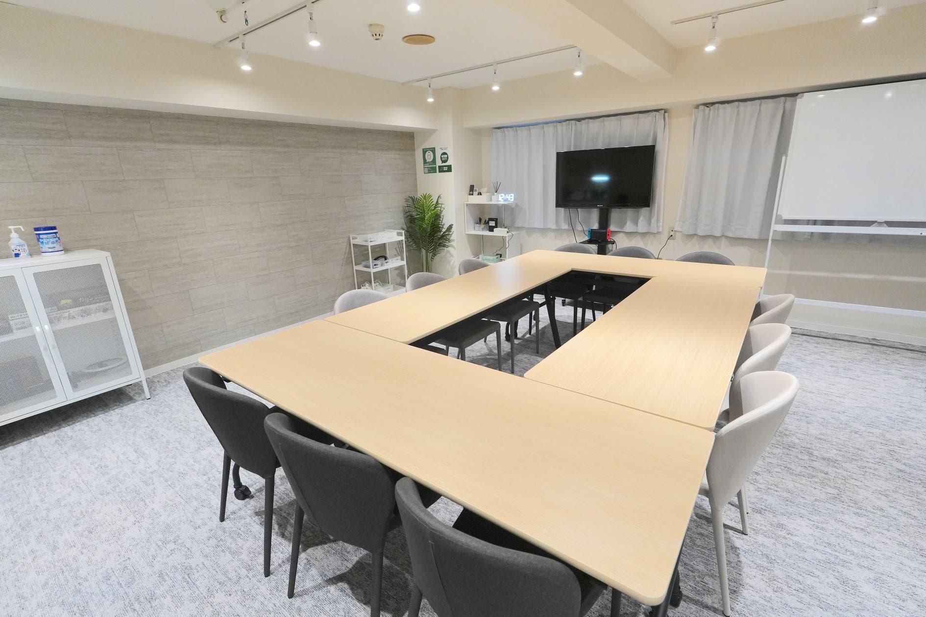 格安★会議室・ワークスペース・ボドゲ・撮影・オフ会など｜少人数〜最大20名｜光高速WiFi｜ゲーム機/ボドゲ等備品無料｜飲食可の写真2